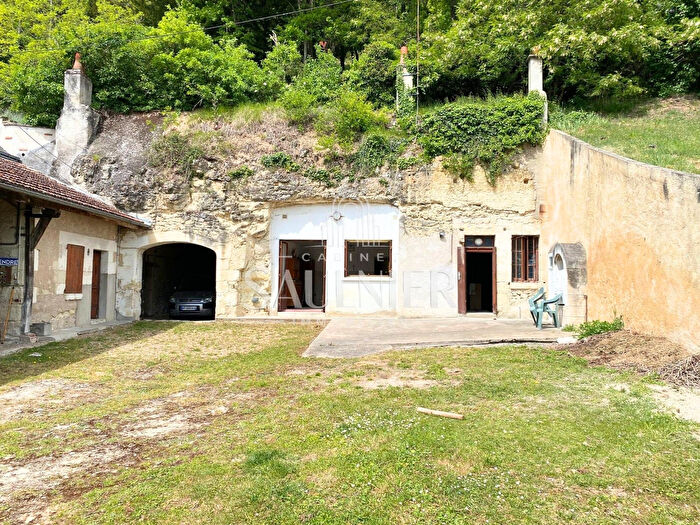 Pocé-sur-Cisse - Maison 2 pièces à vendre
