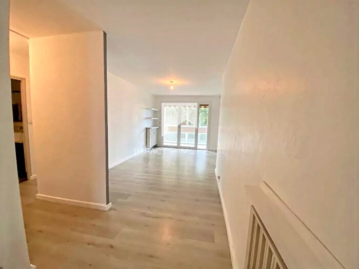 Appartement à vendre - Hyères, Centre-ville - 3 pièces - 1 chambre