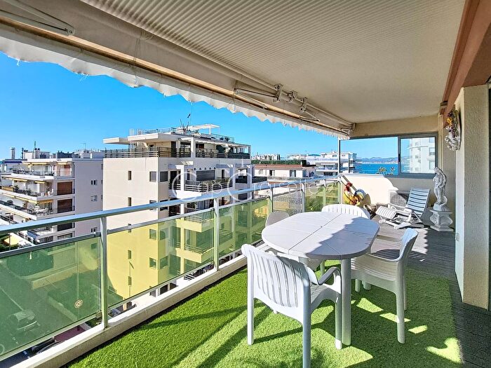 Cannes, Pointe Croisette - Appartement 3 pièces à vendre