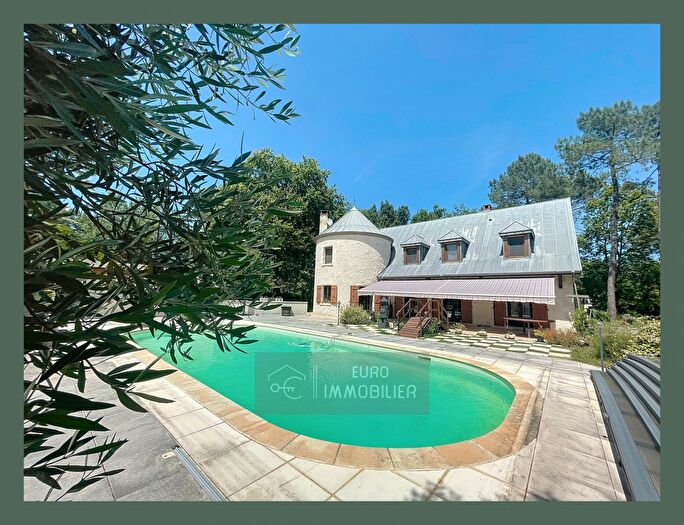 Maison à vendre - Langon - 8 pièces - 6 chambres