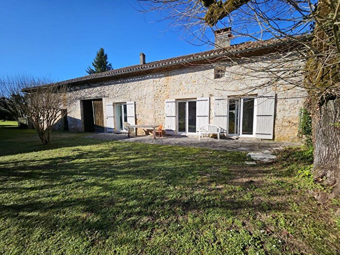 Maison 5 pièces à vendre à Antonne-et-Trigonant