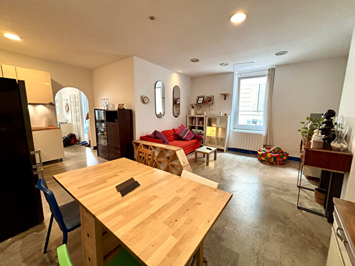 Appartement 3 pièces à Marseille 1er, Chapitre, à vendre