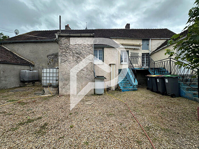 Villemer - Maison 2 pièces à vendre