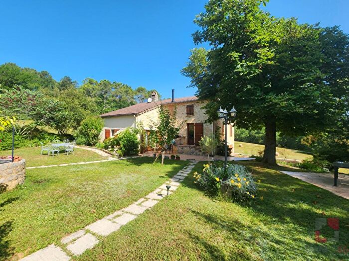 Maison à vendre - Prayssac - 5 pièces - 2 chambres