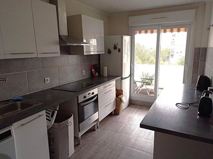 Appartement à Le Mas, Vaulx-en-Velin, à louer