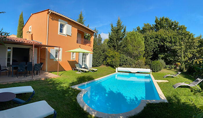 Maison 6 pièces à vendre à Saint-Saturnin-lès-Apt
