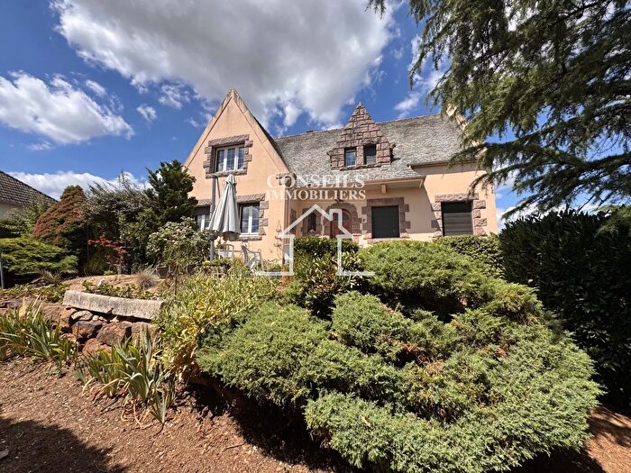 Saint-Julien-du-Sault - Maison 6 pièces à vendre