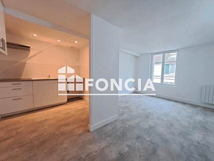 Appartement à louer - Centre, Arpajon - 2 pièces - 1 chambre