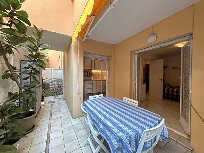 Menton, Hôtel de Ville, Vieille Ville, Musée, Madone, Carnolès : Appartement 1 pièce à louer