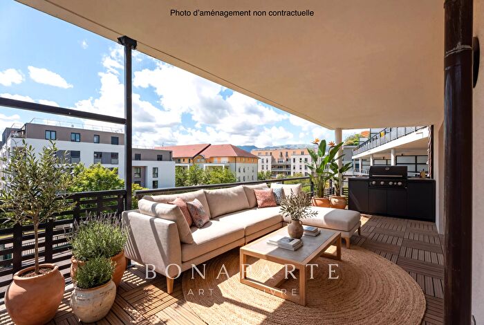 Ferney-Voltaire : Appartement 4 pièces à vendre