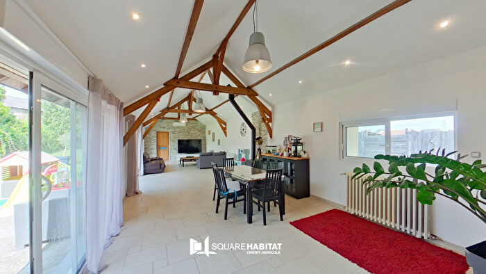 Maison 5 pièces à vendre à Vallères