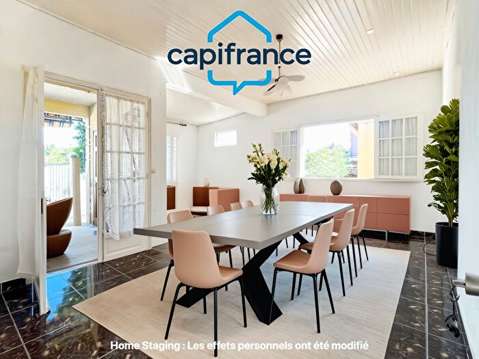 Maison à vendre - Saint-André, Petit Bazar, Pont Auguste - 6 pièces - 4 chambres