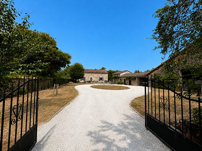 Maison 9 pièces à vendre à Rom