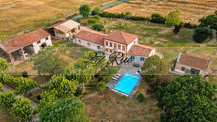 Maison 8 pièces à Beaumont-sur-Lèze, à vendre