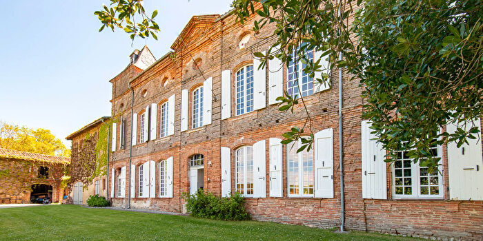 Maison 10 pièces à Gibel, à vendre