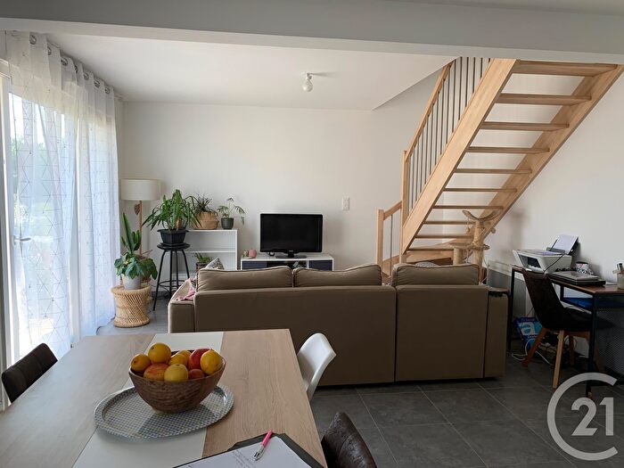 Appartement à louer - Buchères - 3 pièces - 2 chambres