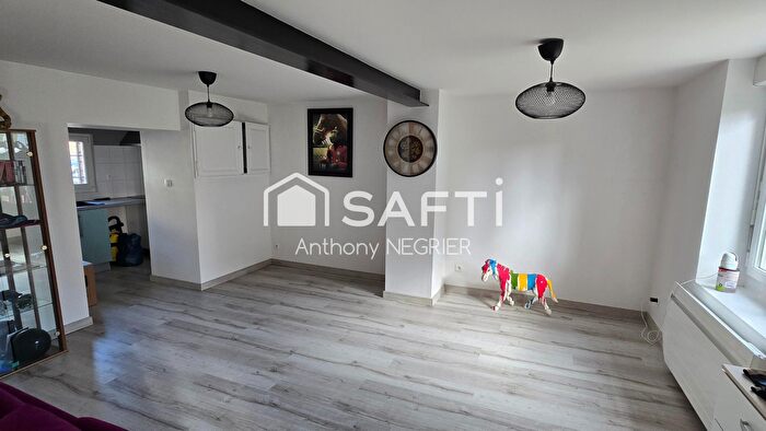 Maison à vendre - Saint-Georges-des-Groseillers - 4 pièces - 1 chambre