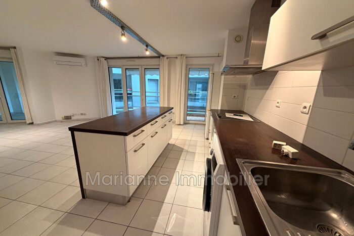 Appartement à louer - Montpellier, Gares - 3 pièces - 2 chambres