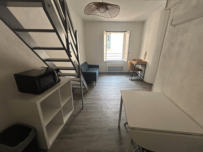 Appartement à louer - Narbonne, Cité - 1 pièce