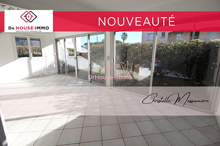 Appartement à vendre - Cavalaire-sur-Mer, Centre-ville - 2 pièces - 1 chambre