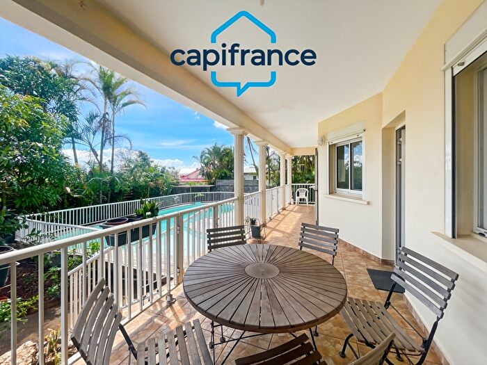 Maison à vendre - Sainte-Suzanne, Commune Bègue, Deux Rives - 8 pièces