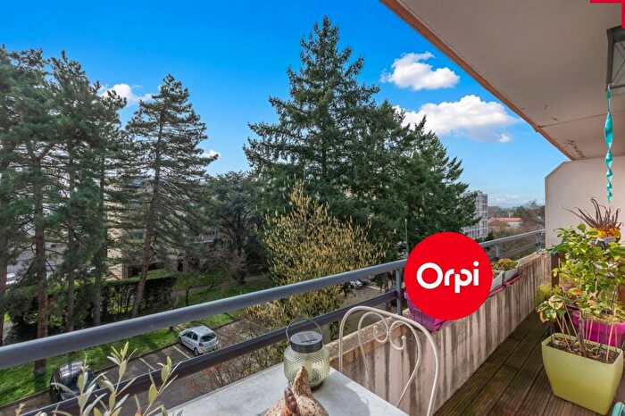 Appartement à vendre - Bron, Rebufer - 3 pièces - 2 chambres