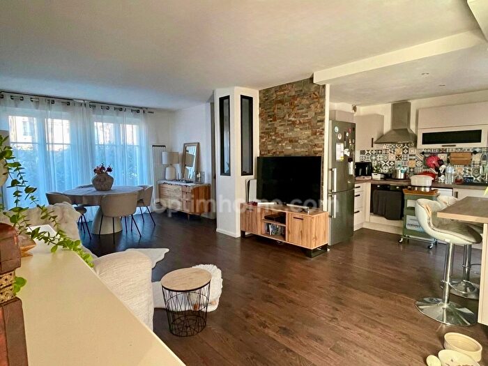 Maison à vendre - Le Plessis-Bouchard - 6 pièces - 4 chambres