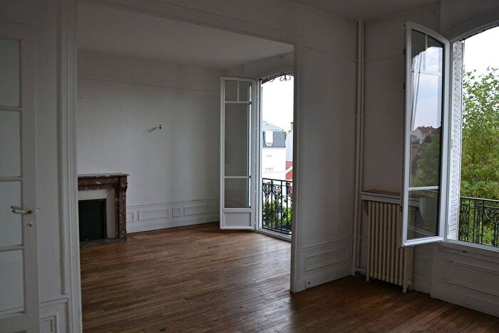 Agent Sarre-Centre-Les Vallées-La Garenne, Colombes - Appartement 4 pièces à louer