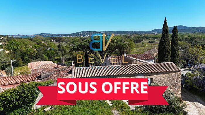 Maison 4 pièces à vendre à Grimaud