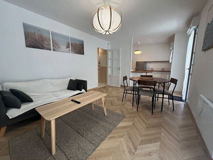 Rabelais-Tonnellé, Tours - Appartement 2 pièces à louer