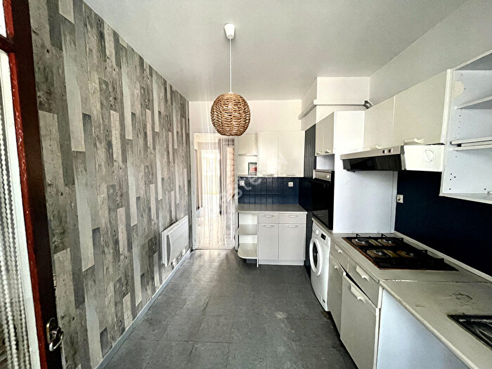 Appartement à vendre - Marseille e , Menpenti - 3 pièces - 2 chambres