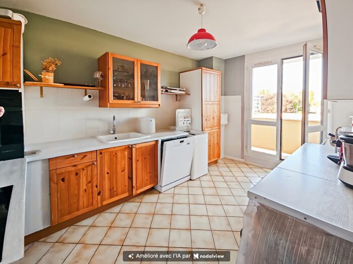 Appartement 4 pièces à Brou-sur-Chantereine, à vendre