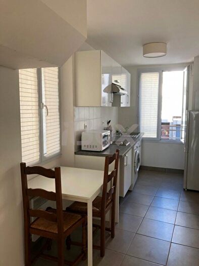 Appartement à louer - Toulon, Pont du Las - 1 pièce