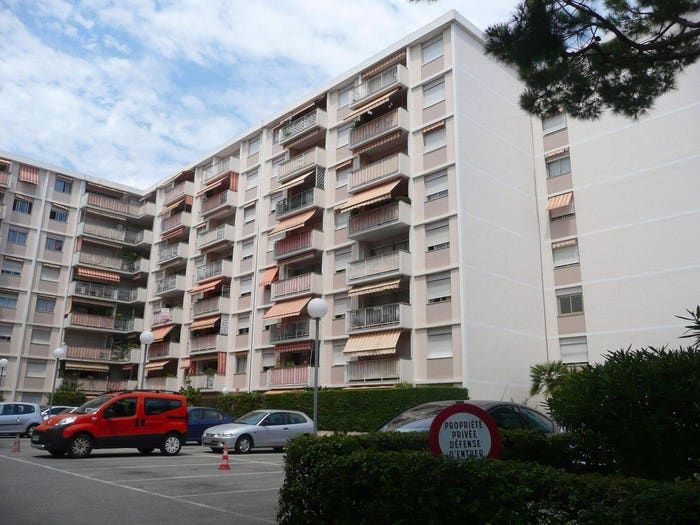 Appartement 3 pièces à Cros de Cagnes-Le Village du Cros, Cagnes-sur-Mer, à louer