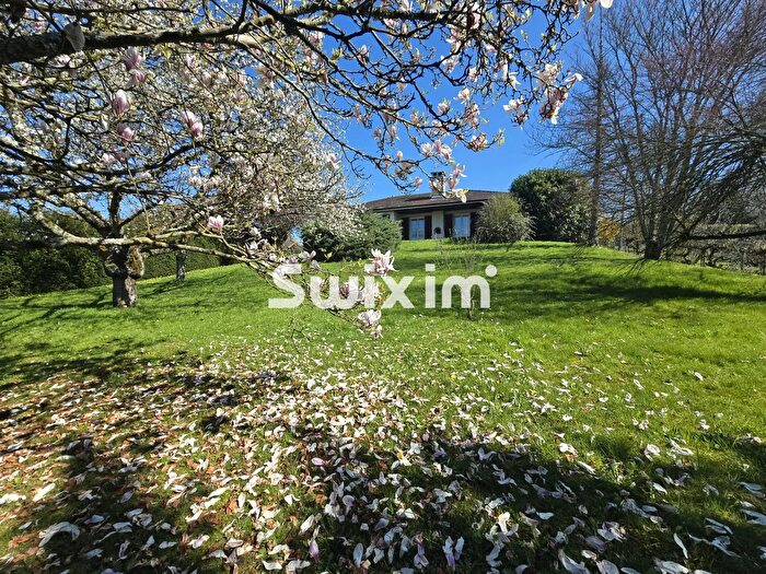 Maison à vendre - Lons-le-Saunier - 5 pièces - 3 chambres
