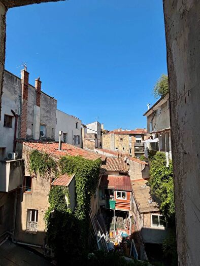 Appartement à louer - Centre Ville, Aix-en-Provence - 1 pièce