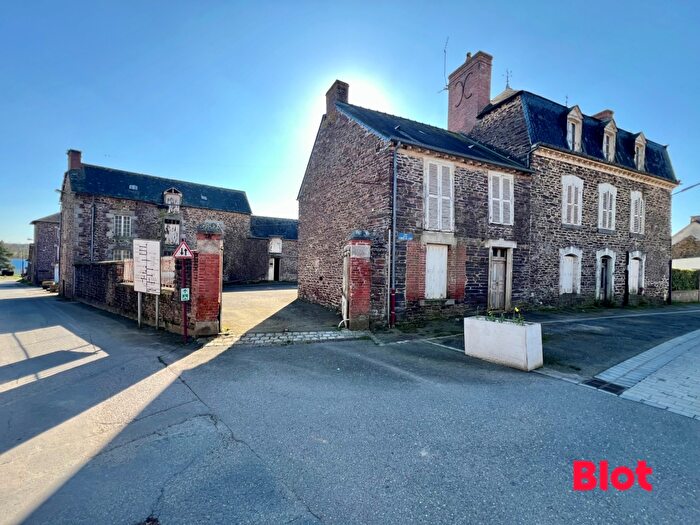 Maison 11 pièces à vendre à Gaël
