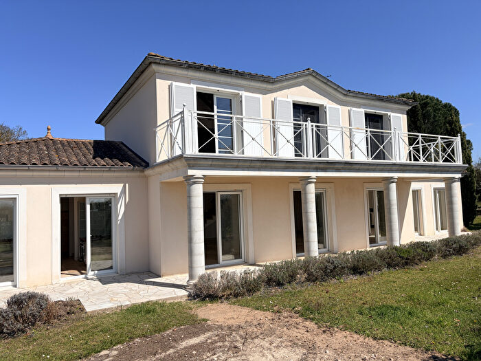 Maison 5 pièces à vendre à Boz