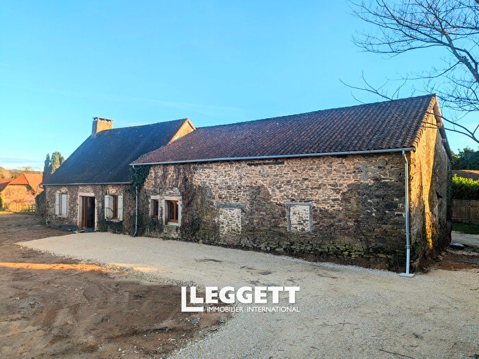 Maison à vendre - Saint-Pierre-de-Frugie - 2 pièces - 1 chambre