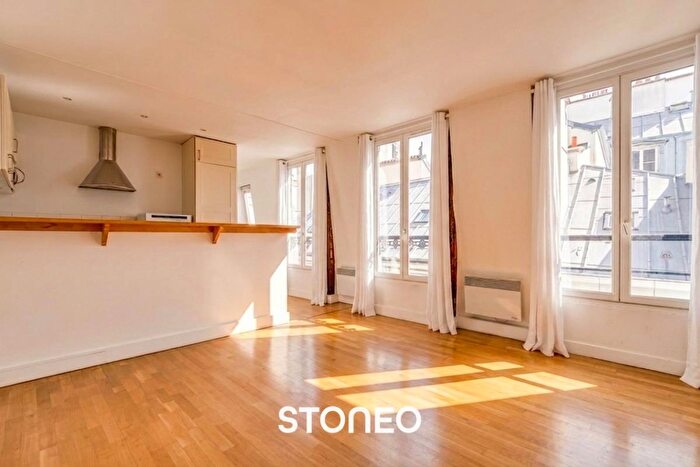 Paris 3ème, Enfants Rouges, Bretagne : Appartement 2 pièces à vendre