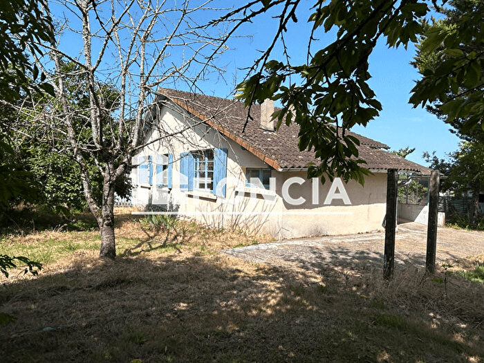 Maison à vendre - Mensignac - 4 pièces - 3 chambres