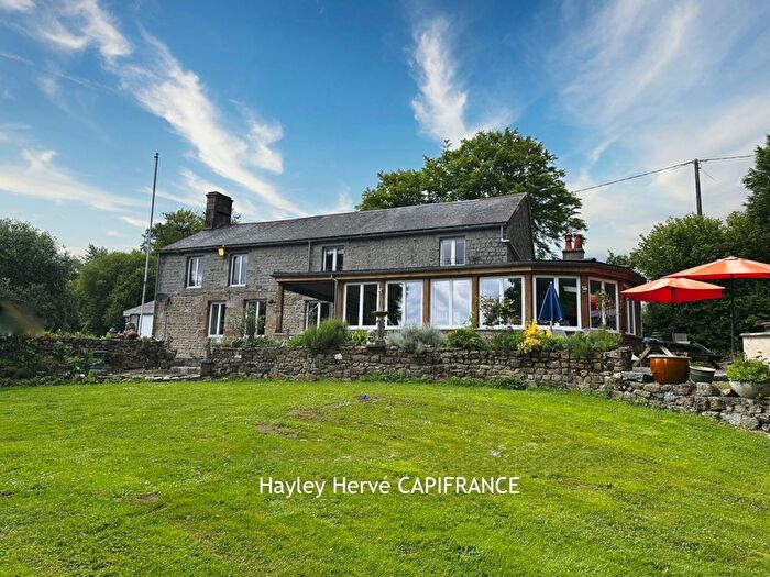 Maison à vendre - Saint-Michel-de-Montjoie - 7 pièces - 3 chambres