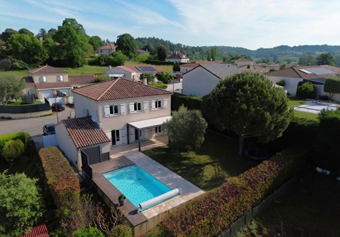 Maison 7 pièces à Génissieux, à louer