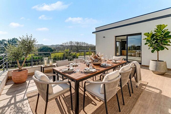 Maison à vendre - Pin-Balma - 8 pièces - 5 chambres