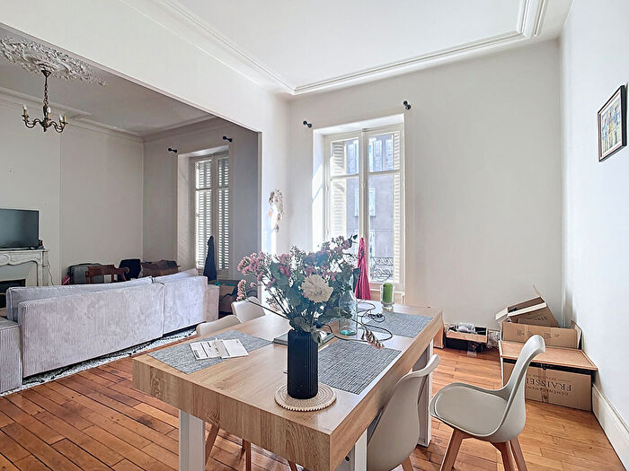Appartement à vendre - Limoges, Centre-ville, Hôtel de Ville, Emailleurs - 4 pièces - 2 chambres