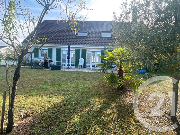 Maison 8 pièces à Vernouillet, à vendre
