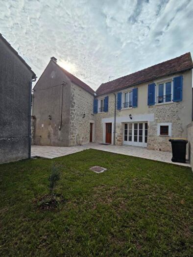 Maison à louer - Beaumont-du-Gâtinais - 4 pièces - 3 chambres