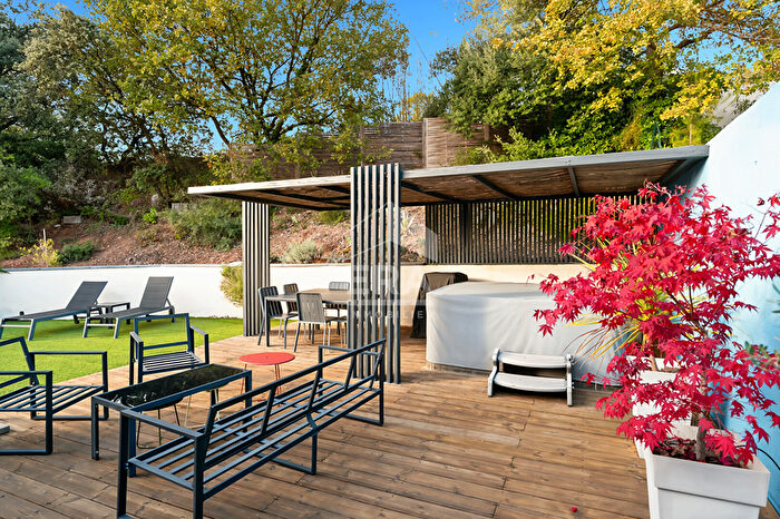 Maison 4 pièces à Bouc-Bel-Air, La Salle, à vendre