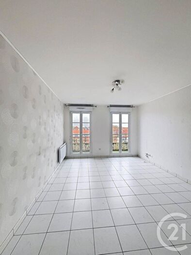 Appartement à louer - Margny-lès-Compiègne - 3 pièces - 2 chambres