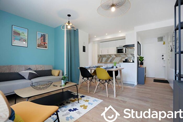 Appartement à louer - Pont du Cens-Côte dOr, Nantes - 1 pièce - 3 chambres